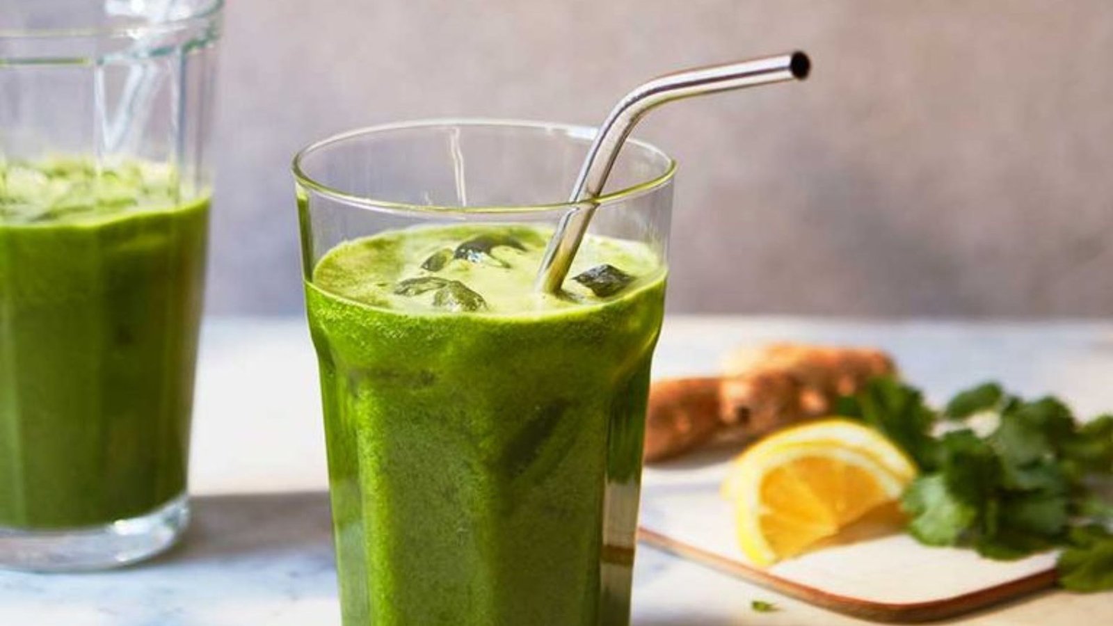 The Best Beverages for a Healthy Lifestyle: Juices, Teas, and More